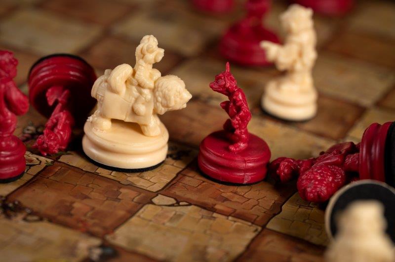 Jim Henson's Labyrinth: Chess Set – River Horse
